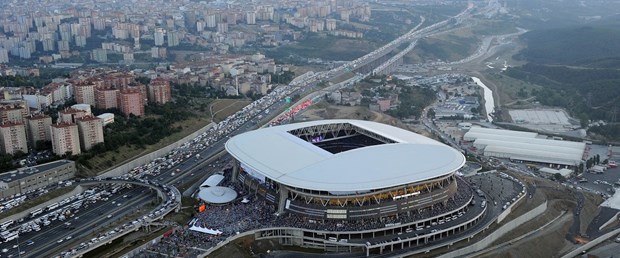 Galatasaray - Travel Turkey Info - Travel Guide - Istanbul Information